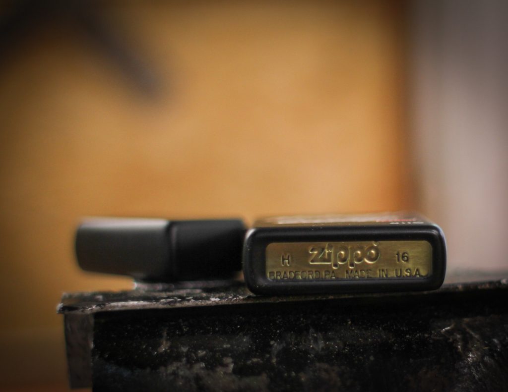 Gagnez un Zippo "Midnight Garage" collector ! | 4h10