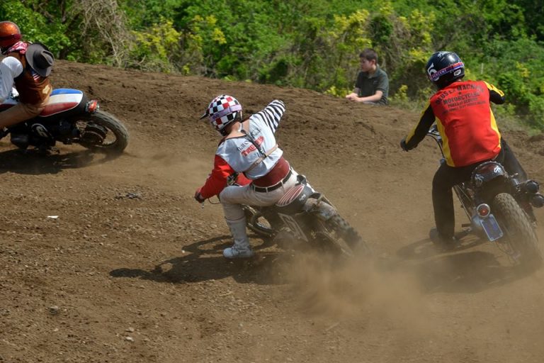 Les jeans de motocross vintage par Speed Freak Garments | 4h10