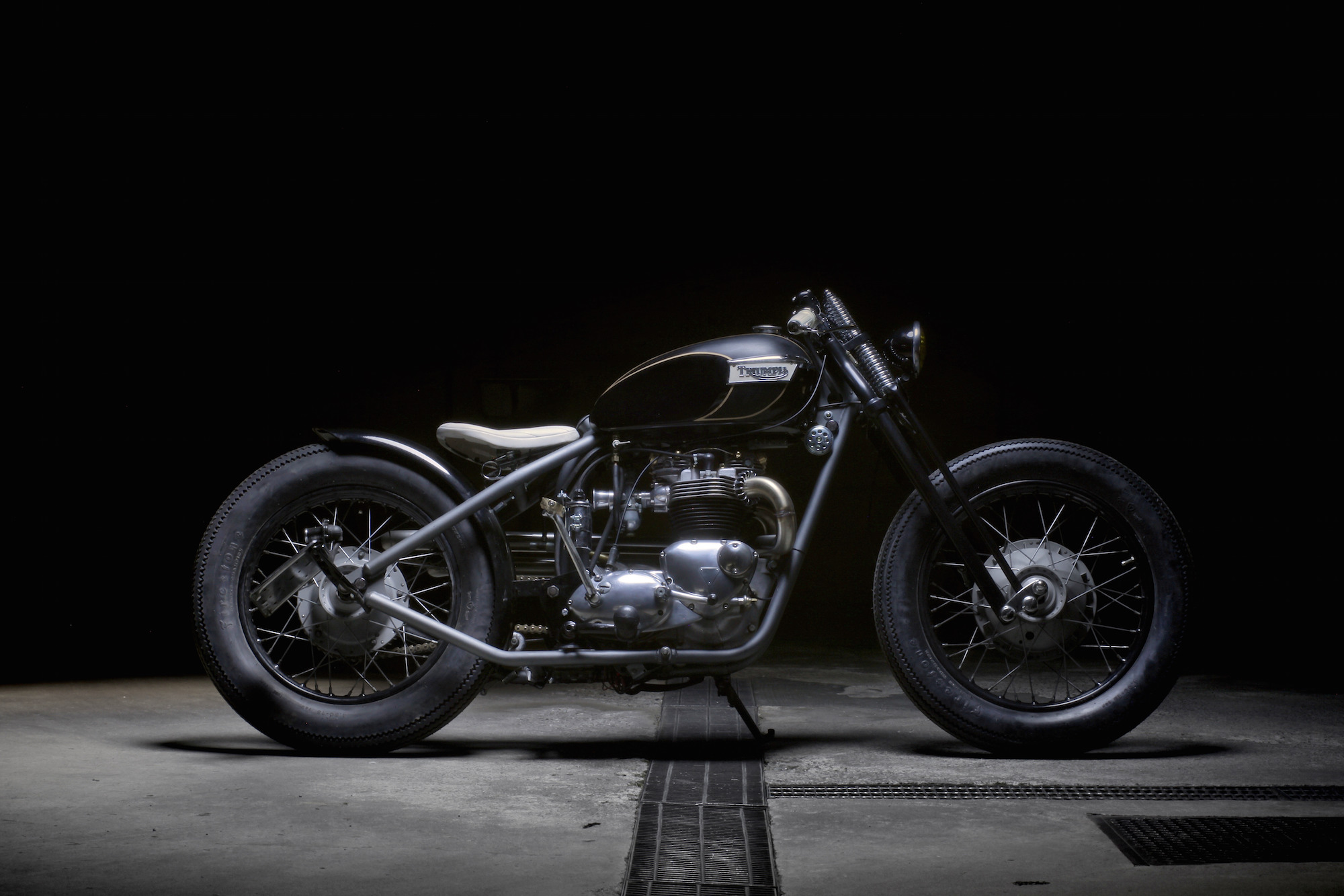 La Triumph bobber, TR6 Tiger de Sartorie Meccaniche | 4h10