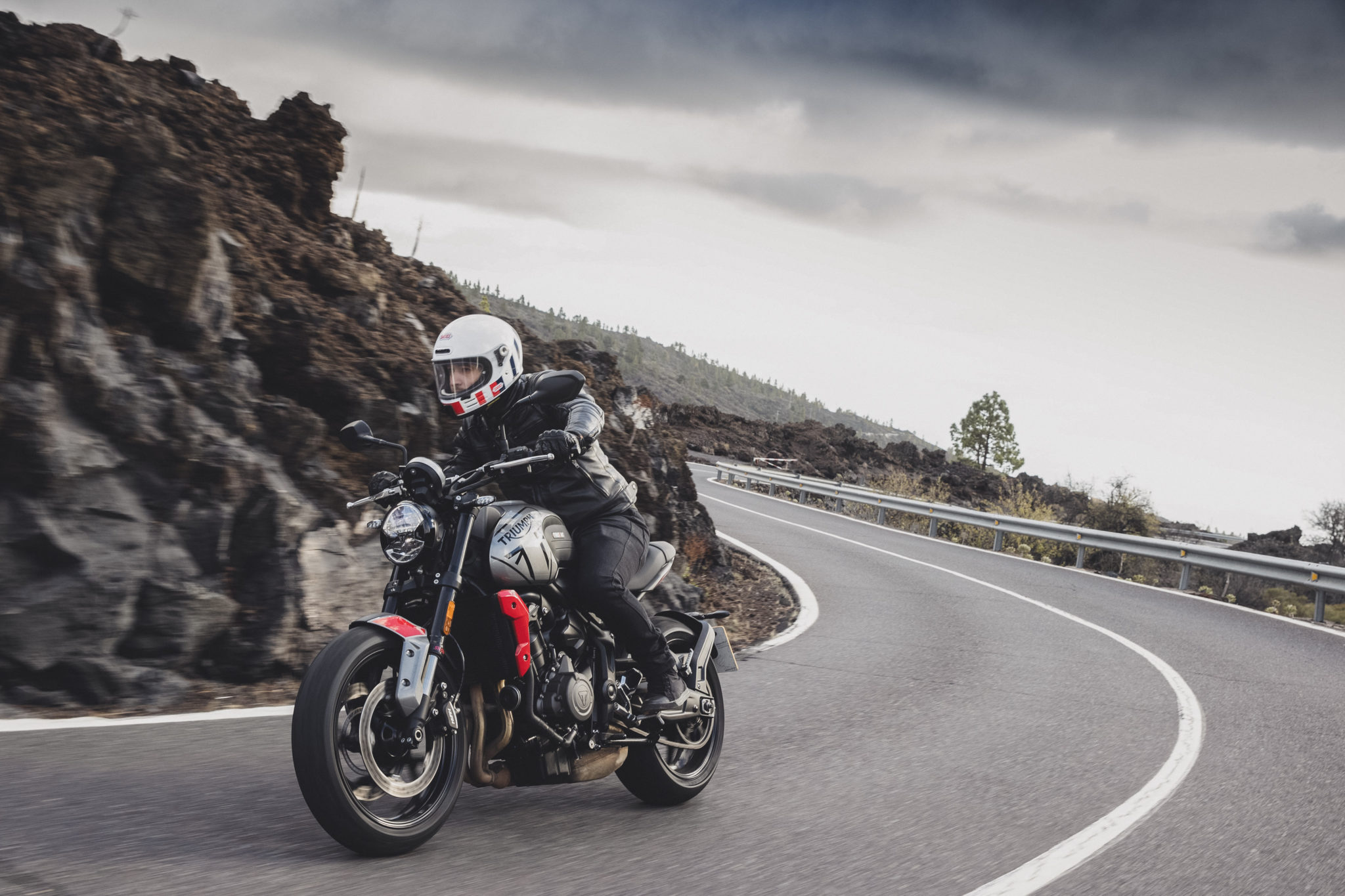 Essai Triumph Trident 2021 : notre test complet + Vidéo | 4h10