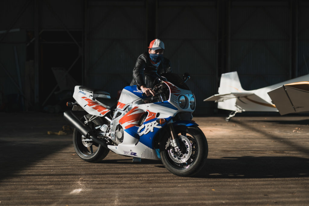 Sportives de légende des années 80 / 90 : HONDA 900 CBR RR Fireblade | 4h10