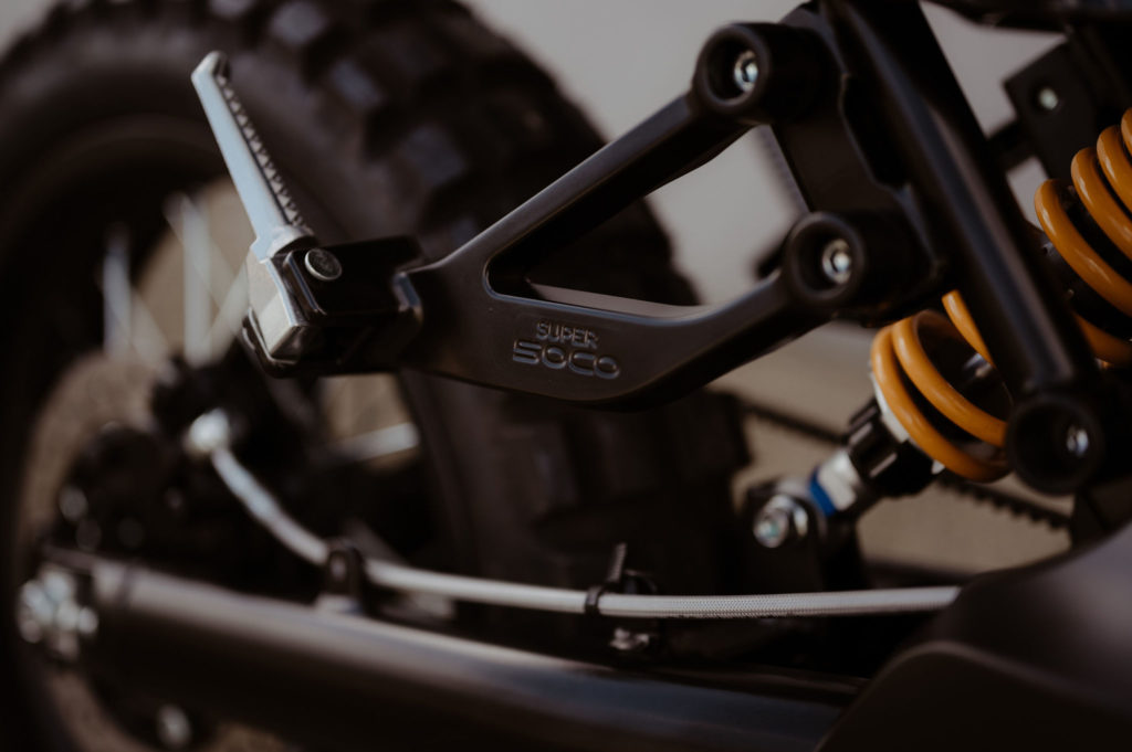 La SUPER SOCO TC MAX Custom du garage Super Volt ! | 4h10